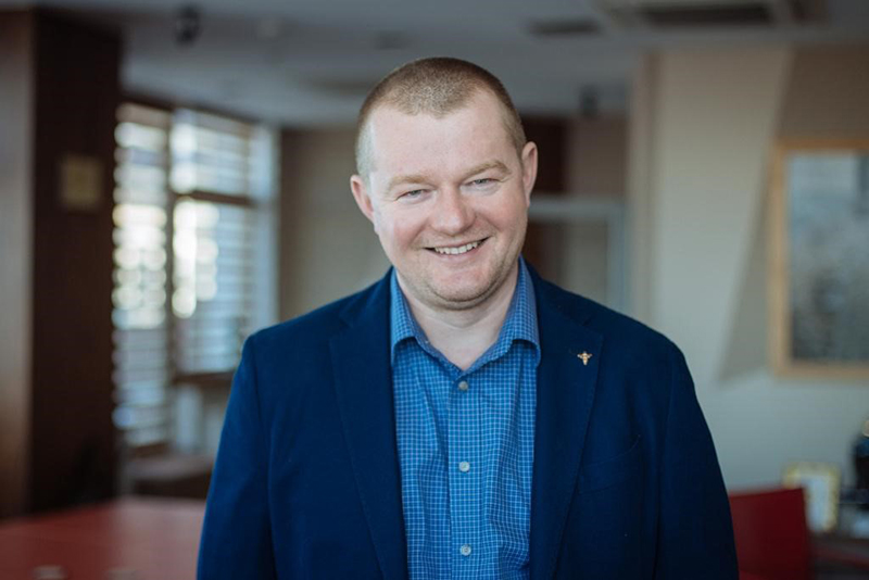 Max Polyakov’s Vision of a Successful Venture Investing and Firefly ...