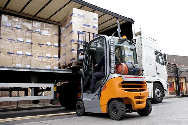 6 Ways To Make The Transporting Of Commercial Products Easier ...