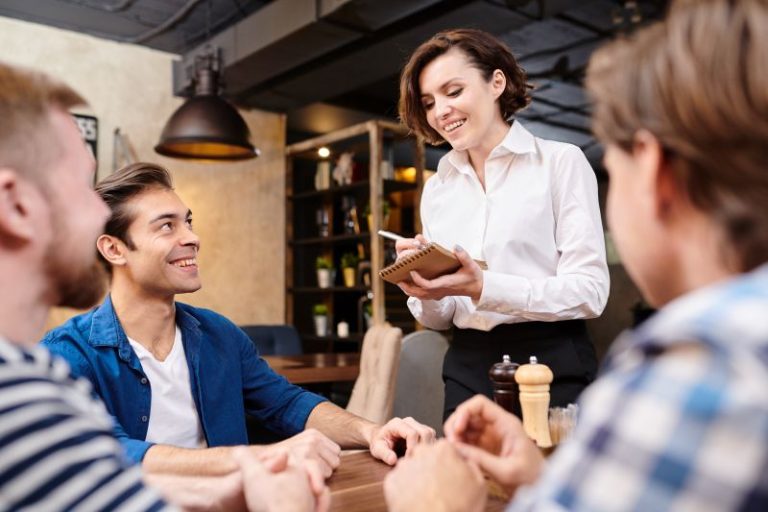 When Running A Restaurant: 7 Tricks For The Managers - Business Partner ...