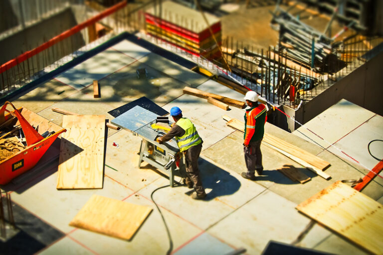 4 Tips for Growing Your Small Construction Business - Business Partner ...