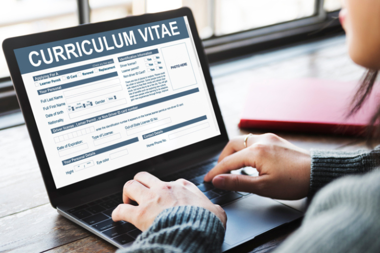 Innovative Formats For CVs: Infographics, Portfolios, And Video Resumes ...